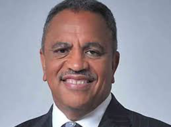 Howard University President steps down